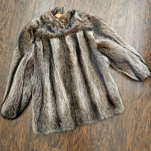 Richard Kaye | Jackets & Coats | Vintage Richard Kaye Raccoon Coat From ...